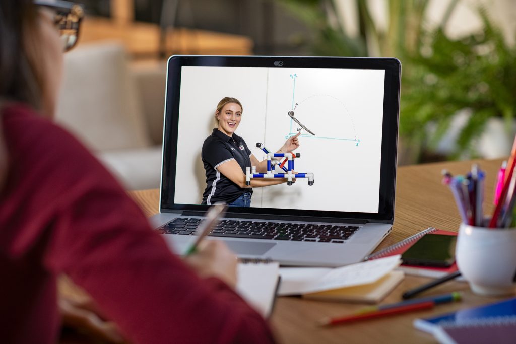 Start to STEM: A New Comprehensive STEM Curriculum Program